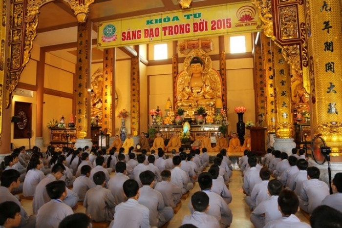 Hơn 300 khóa sinh tham gia Khóa tu”Sáng Đạo trong Đời 2015”