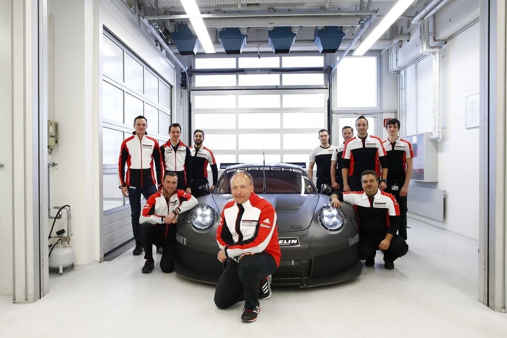 “Hậu duệ” của mẫu xe 911 RSR sẽ bước vào giai đoạn thử nghiệm