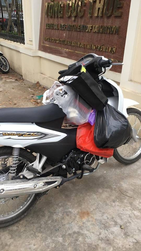 Bỏ việc văn phòng đi làm shipper, lương tháng gấp đôi ngồi bàn giấy