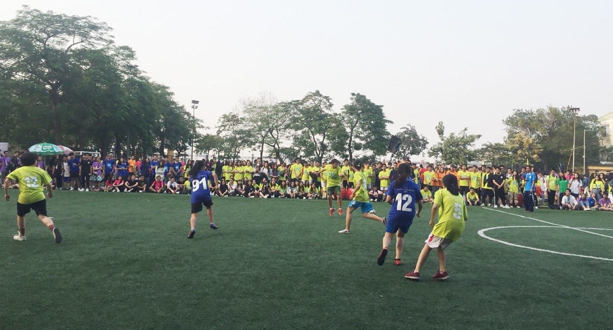 Nam thanh, nữ tú trường THPT Chu Văn An sôi động trong điệu nhảy Cheerdance