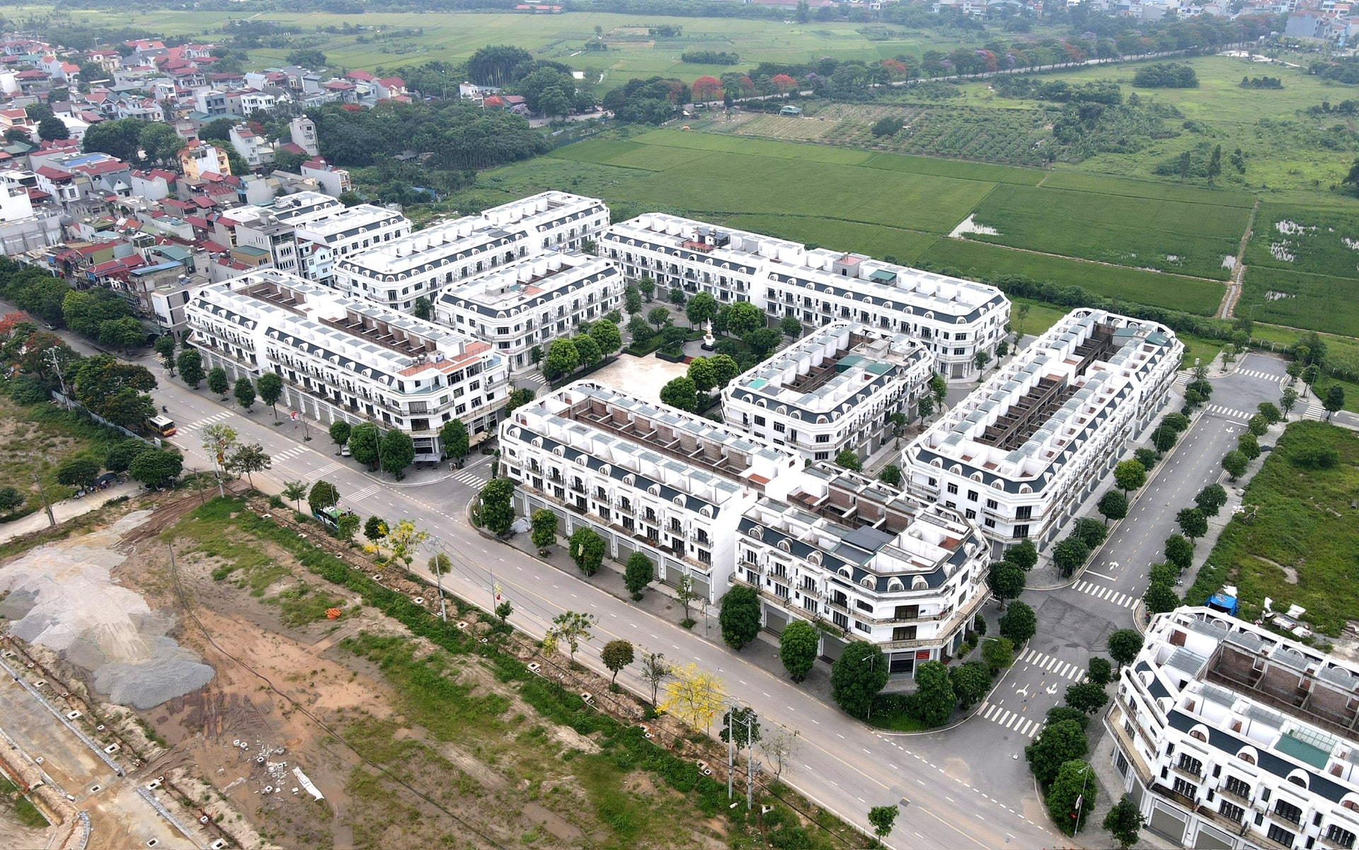 Special news in the printed edition of Hanoi Moi newspaper, January 10 ...